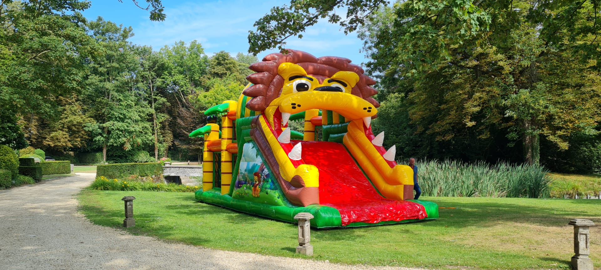 Stormbaan JungleRun - Six Amusement - Verhuur Springkastelen en Meer